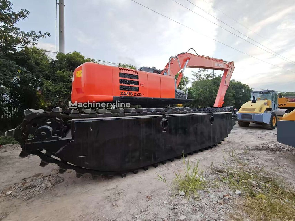 Hitachi ZX220LC bager amfibija
