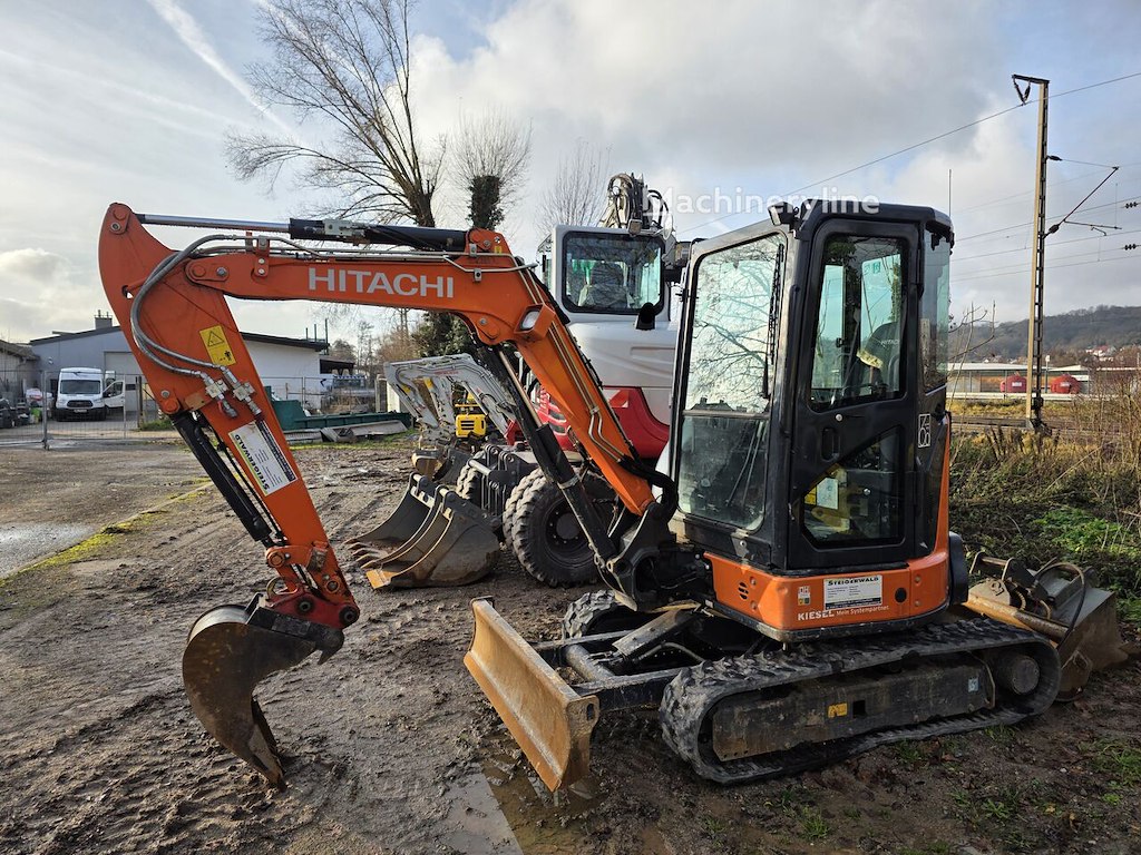 Hitachi zx33 U-5A CLR mini bager