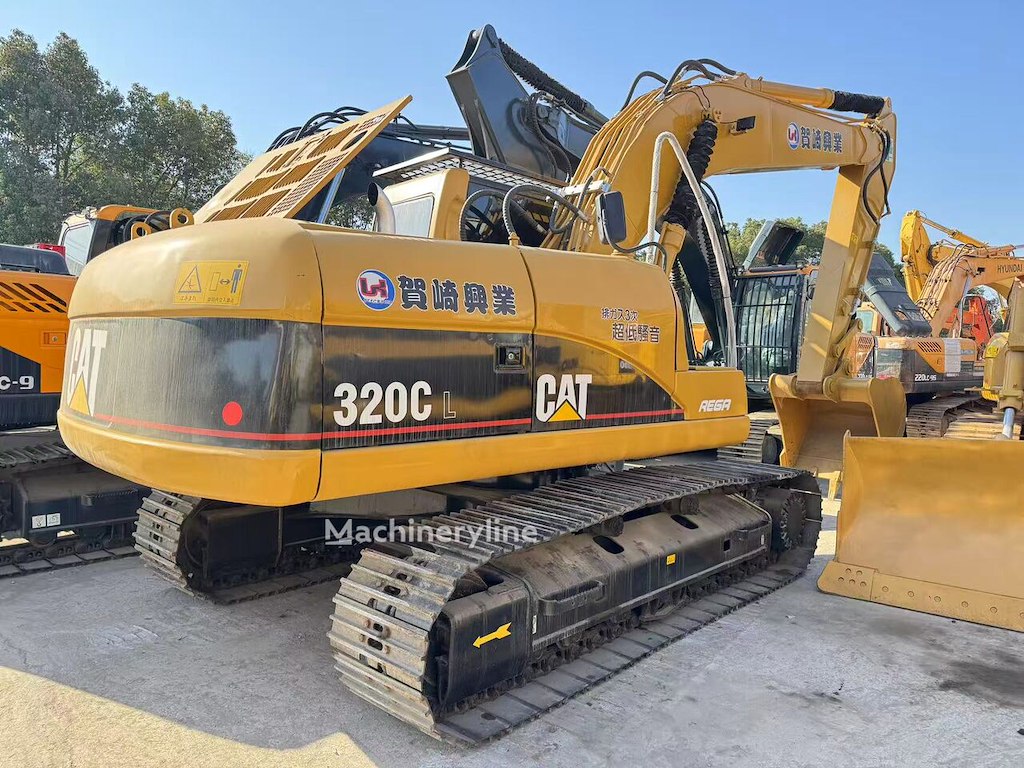 Caterpillar 320C bager guseničar