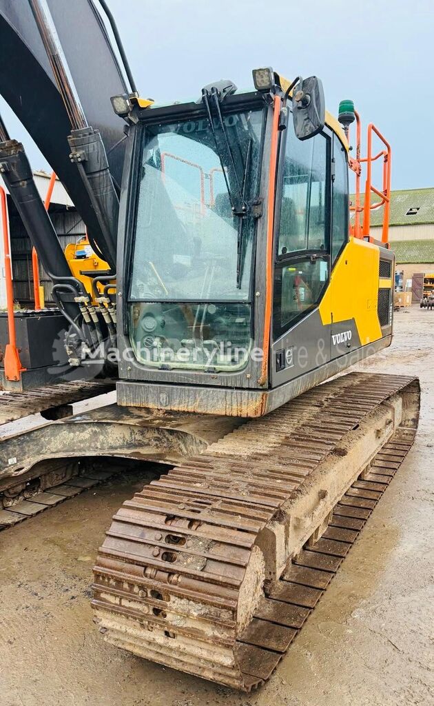 Volvo EC200EL bager guseničar