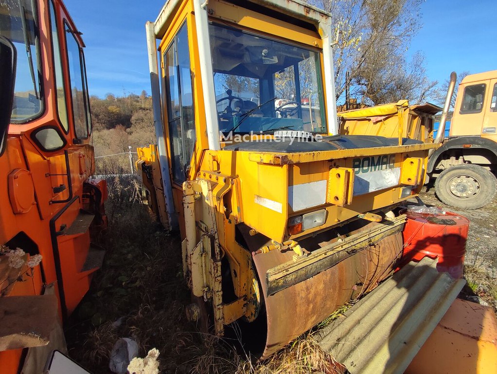 Caterpillar BOMAG 164A valjak za asfalt