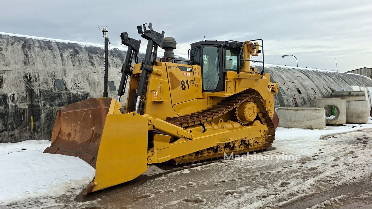 Prodaje se Cast D8T buldožer na aukciji