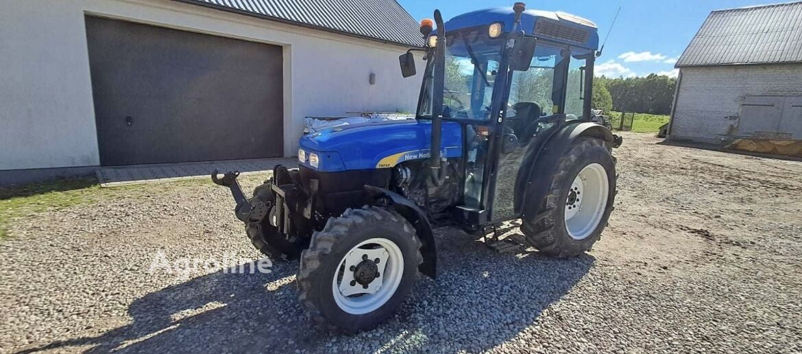 New Holland TN75 traktor točkaš