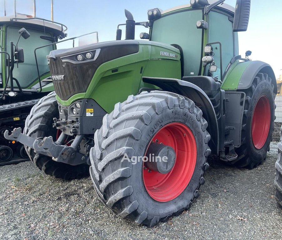 Fendt 1042 Vario traktor točkaš