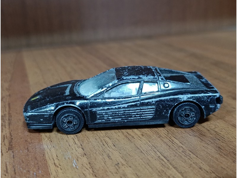 Burago Ferrari Testarossa 1:43