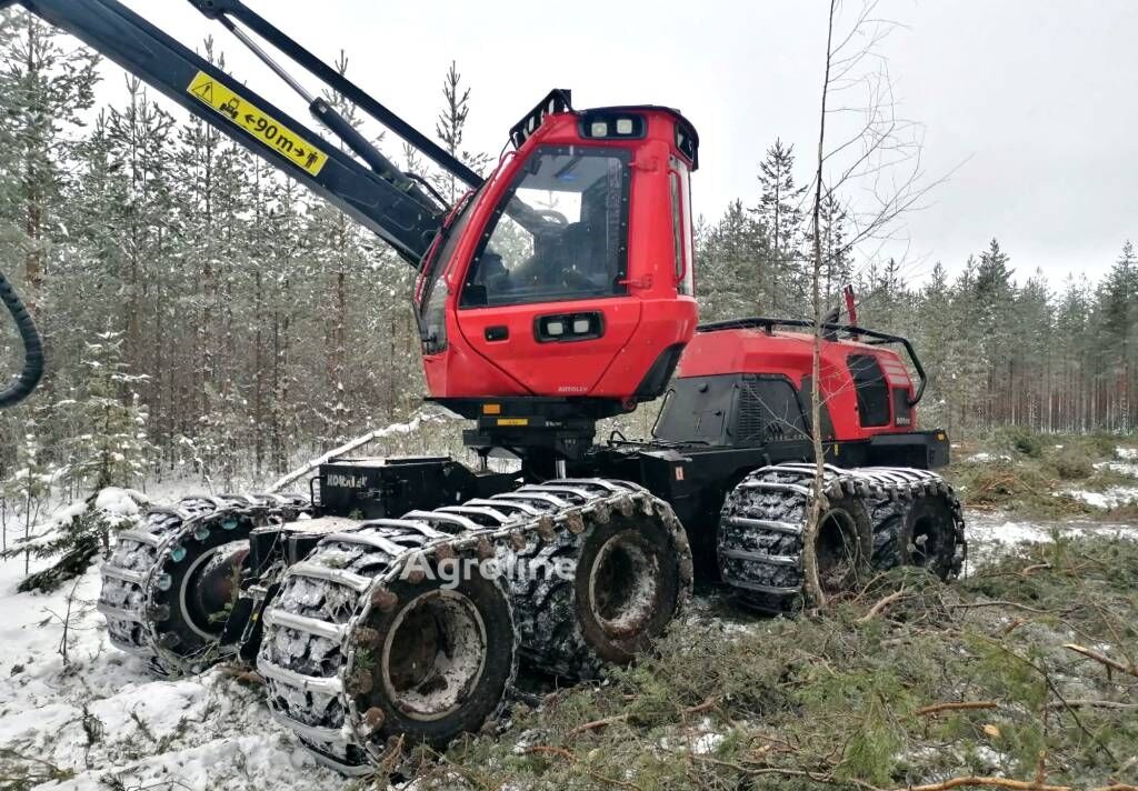 Komatsu 901 XC harvester