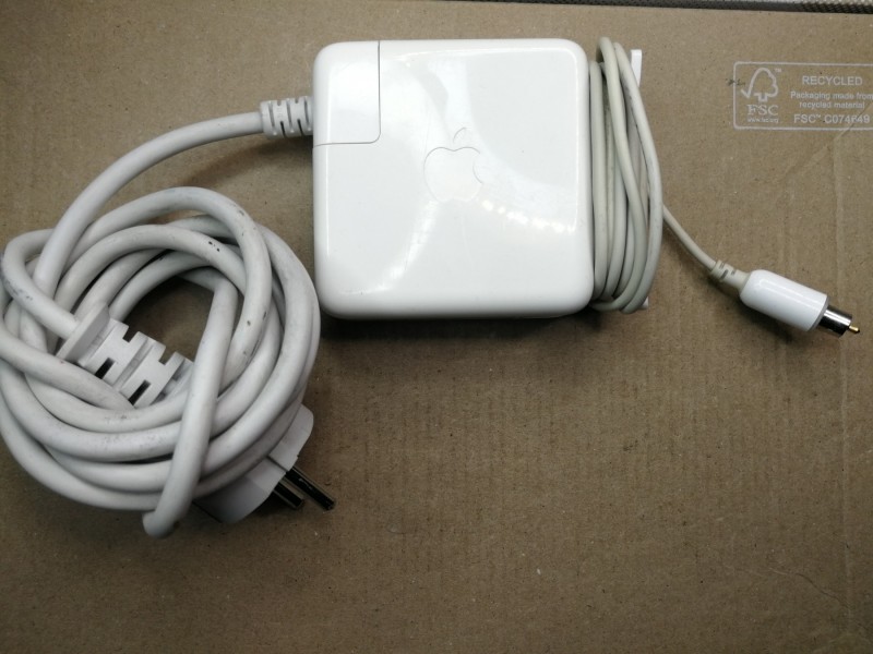 Apple iBook G3 G4 A1036 45W 24V --- 1.875A adapter
