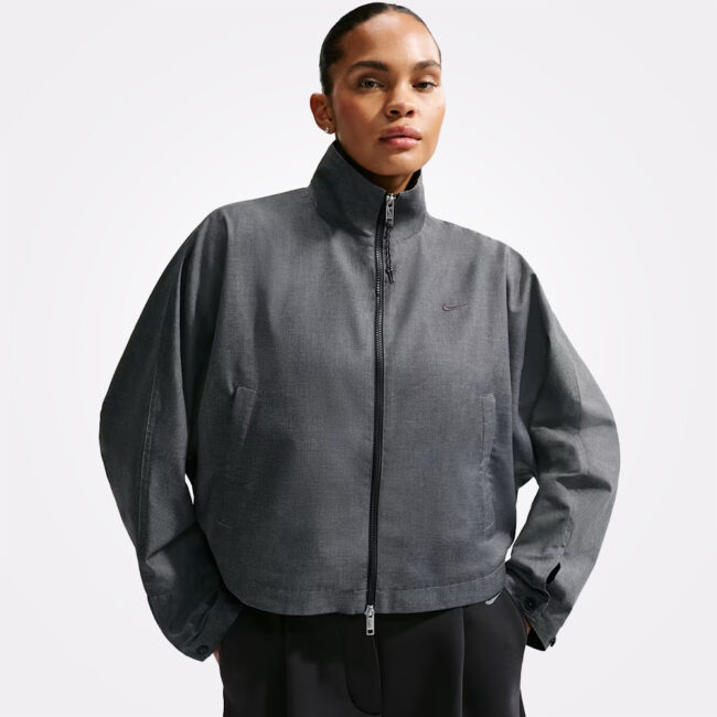Nike Sportswear Women’s Oversized Woven Jacket