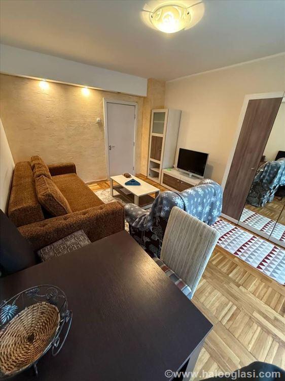 Blagoja Parovića, Jednosoban stan za izdavanje, 30m2, 480€