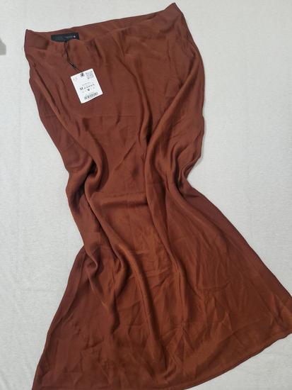 Zara satenska suknja sa etiketom