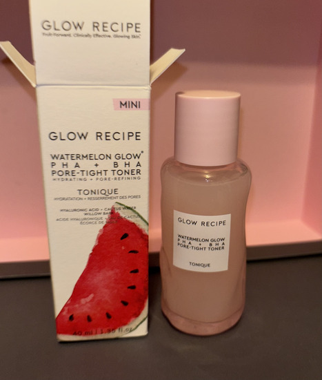 Glow recipe viralni toner
