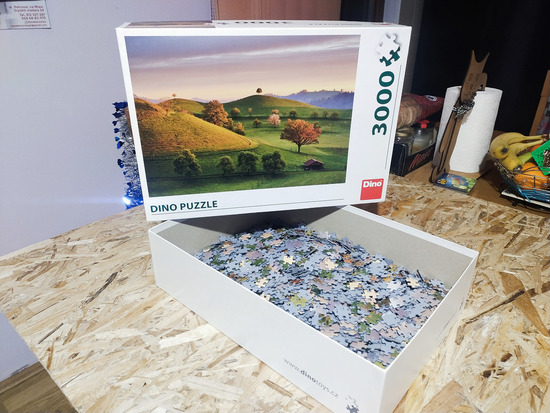 Puzzle 3000 delova
