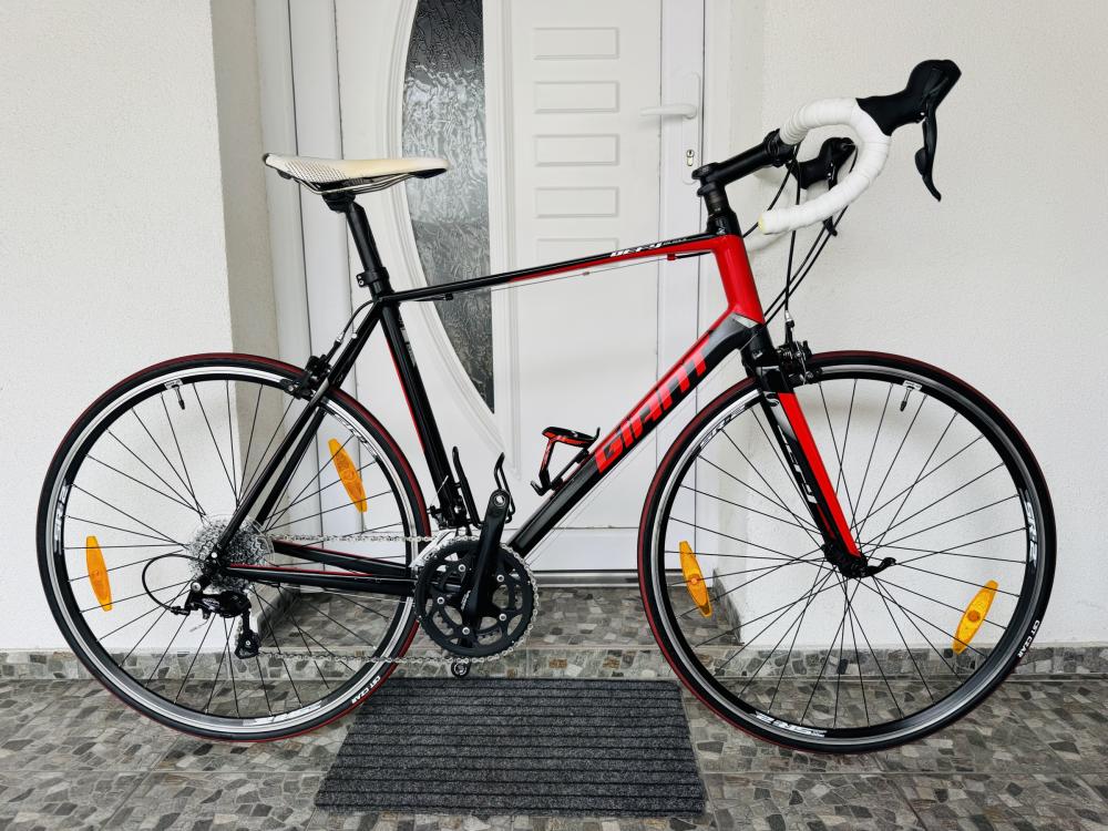 Giant Defy 2x9 Full Sora L-Size KAO NOV