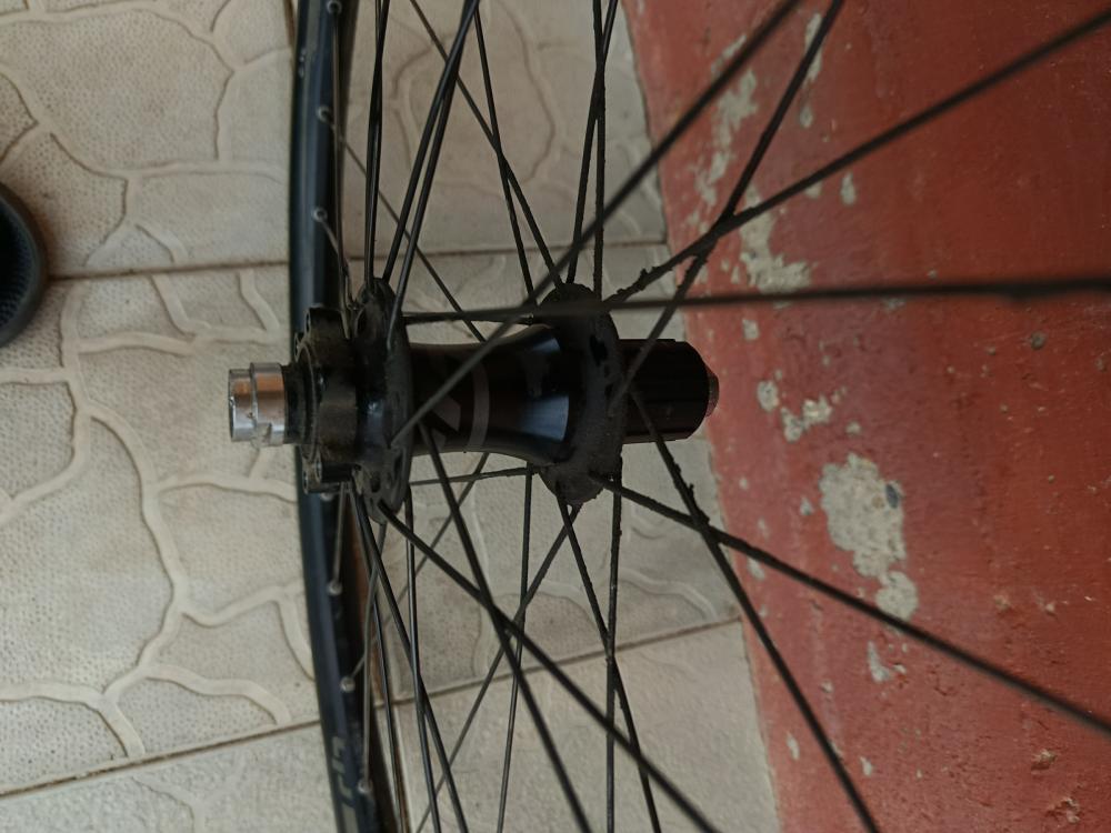Specialized Roval 148x12 boost 29''