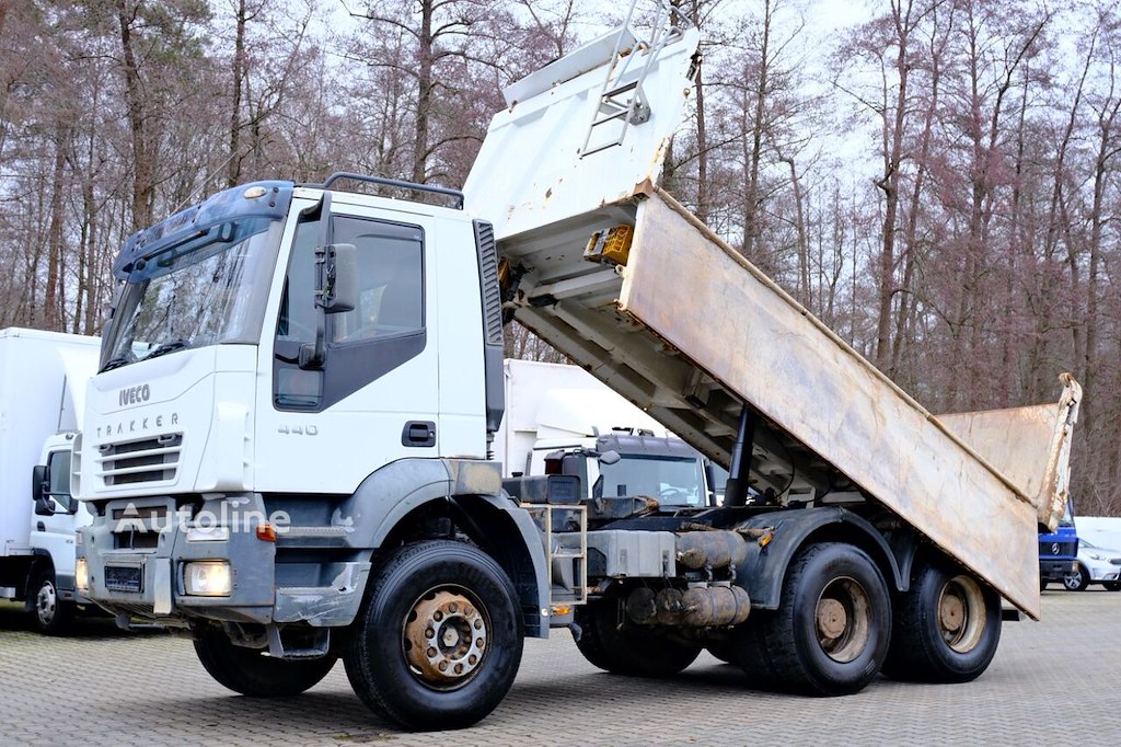 IVECO Trakker 440 BB kiper
