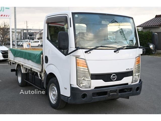 Nissan ATLAS kamion s ravnom platformom < 3.5t