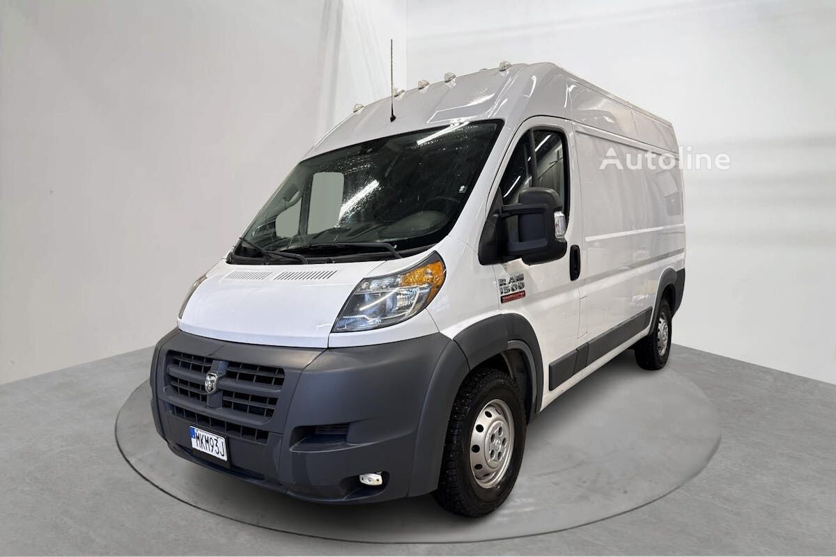 Prodaje se Ram 1500 ProMaster minibus furgon na aukciji