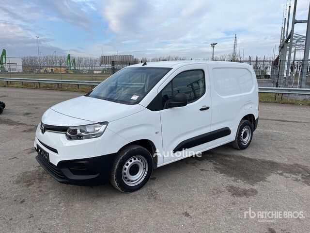 Prodaje se Toyota Proace 1.5 City Duty KA L1H1 laki furgon na aukciji