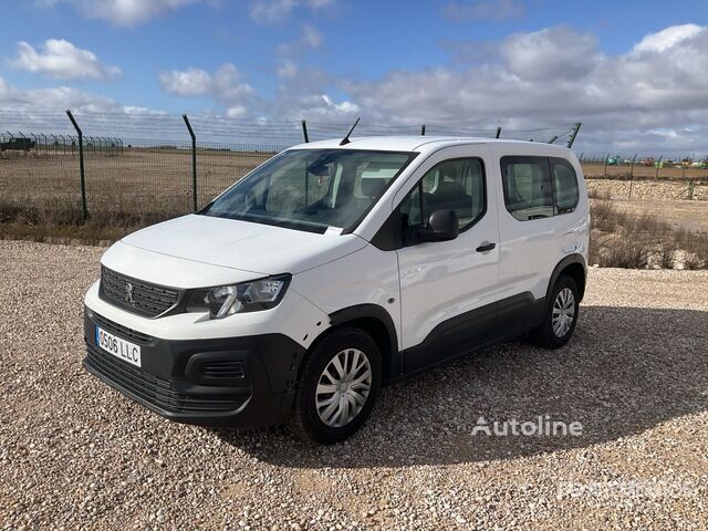 Prodaje se Peugeot Rifter laki furgon na aukciji