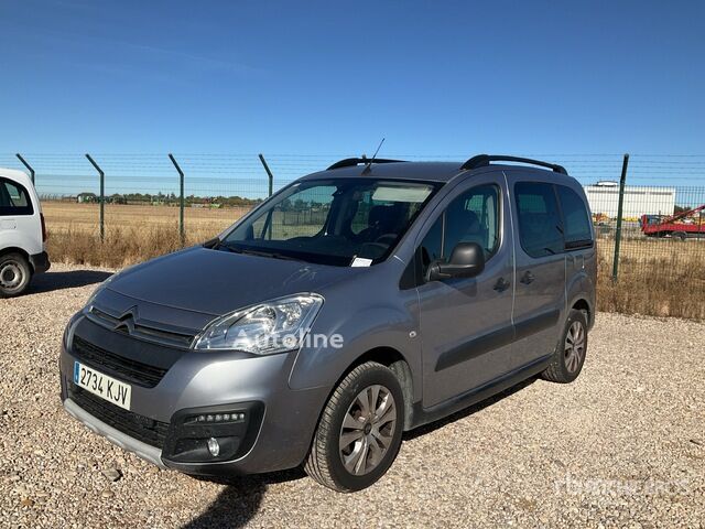 Prodaje se Citroen Berlingo laki furgon na aukciji