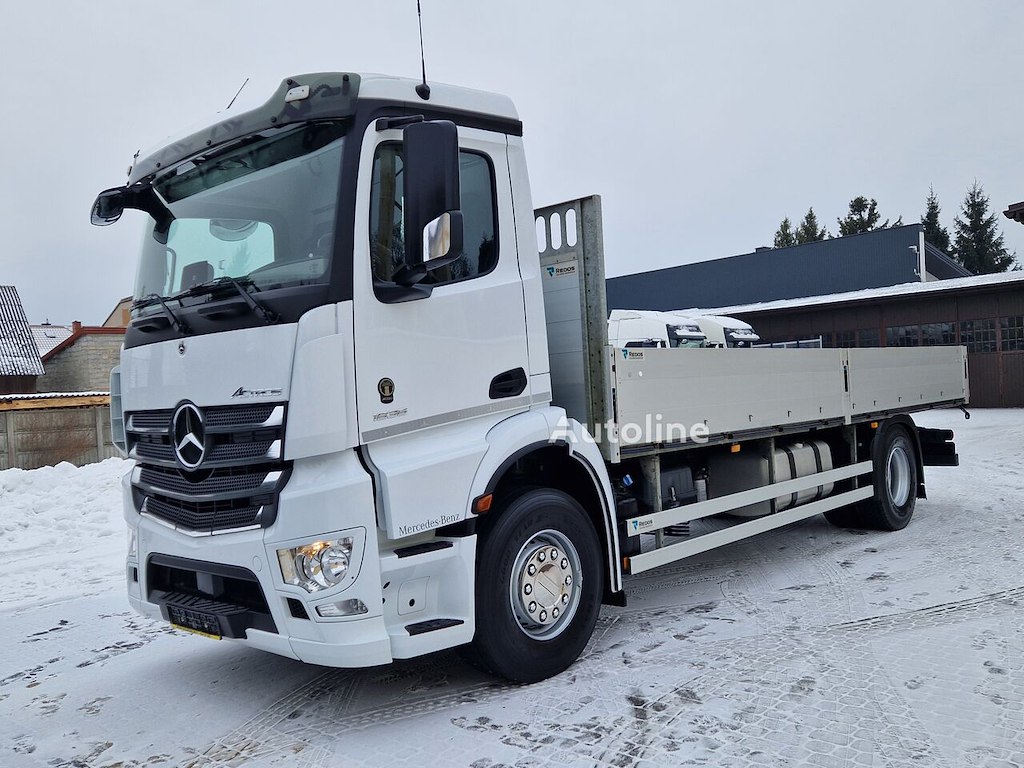 Mercedes-Benz Actros 1836 kamion s ravnom platformom