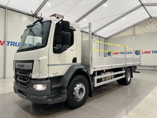 DAF LF 230 kamion s ravnom platformom