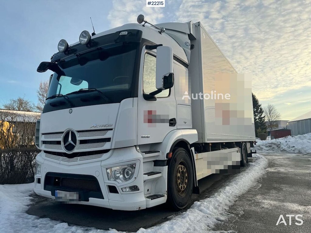 Mercedes-Benz 2014 Mercedes Actros 1836 4x2 skapbil med lift og sidedør. Euro kamion furgon