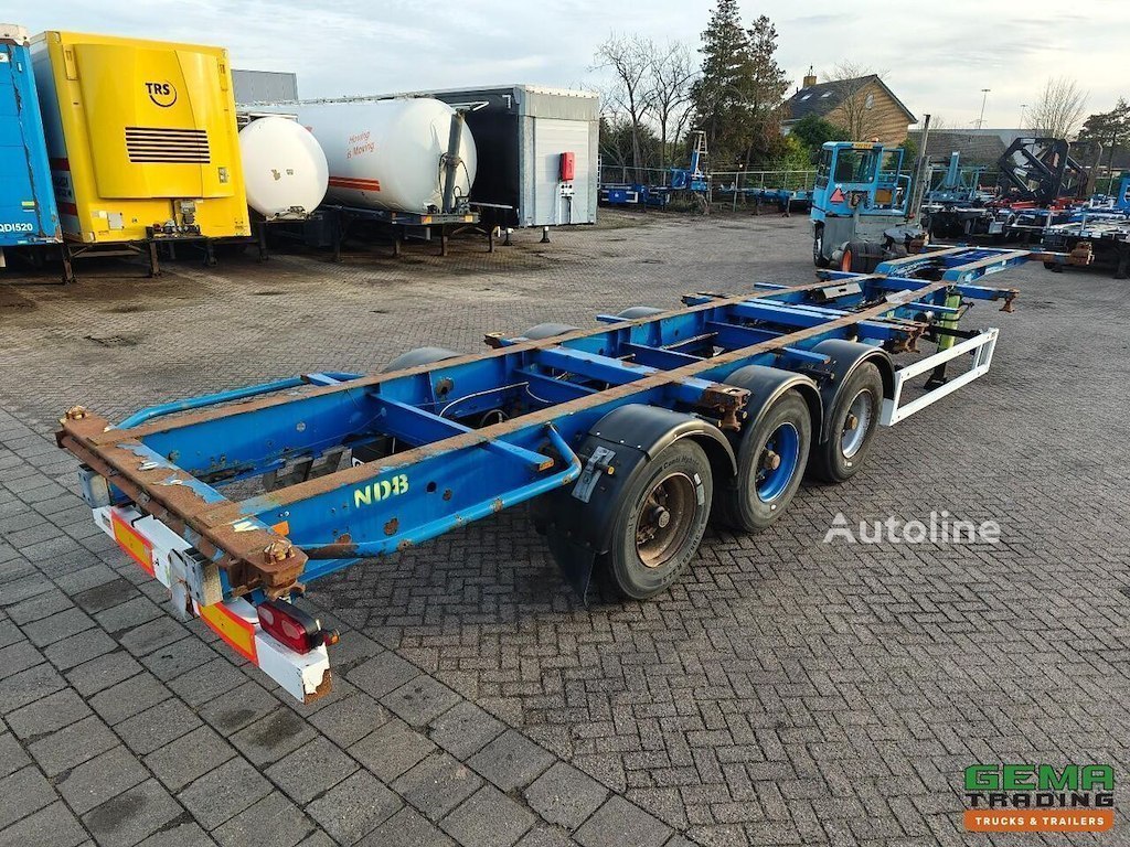Krone SD 27 3-Axle BPW - Drum brakes - All connections poluprikolica za prevoz kontejnera