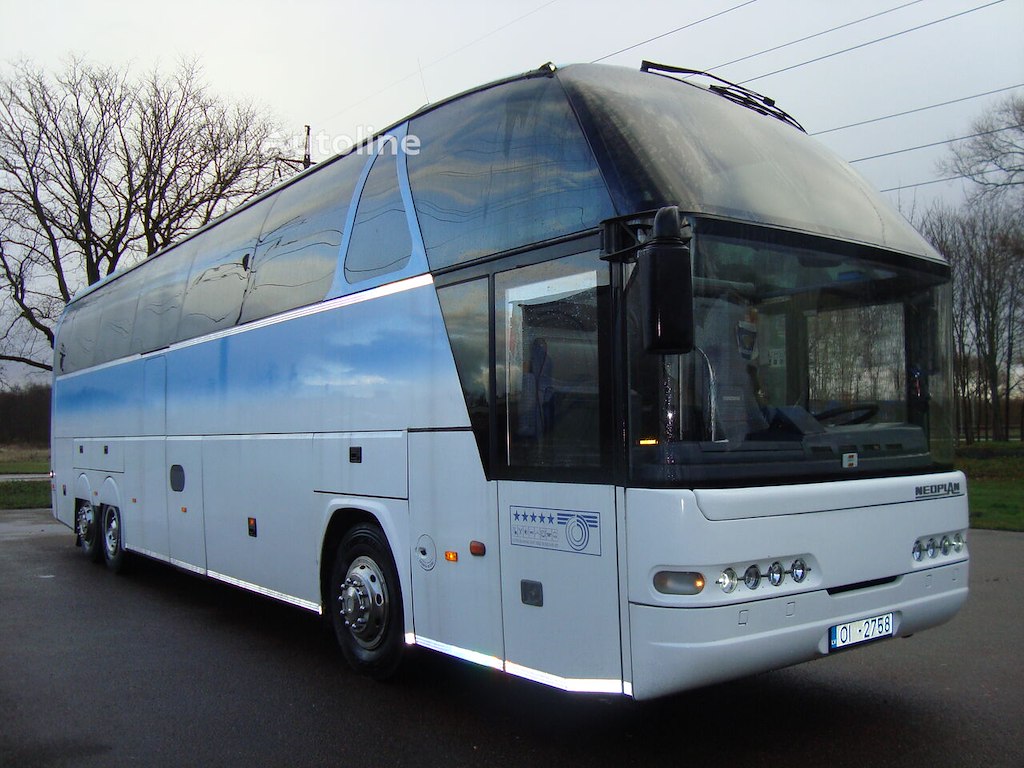 Neoplan Starliner N516SHDHL turistički autobus