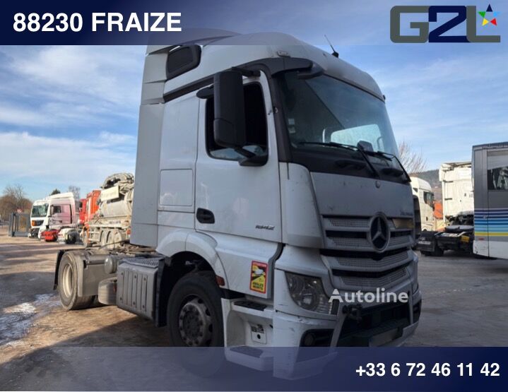 Mercedes-Benz Actros 1842 tegljač nakon udesa