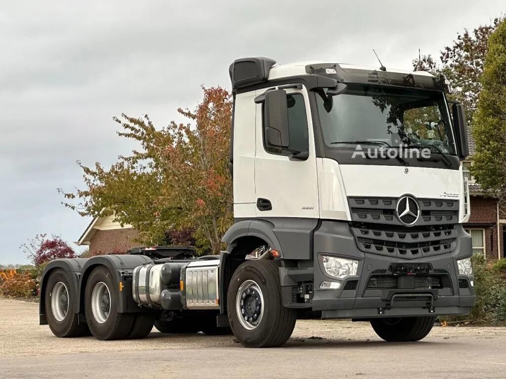 Mercedes-Benz Arocs 3351 tegljač