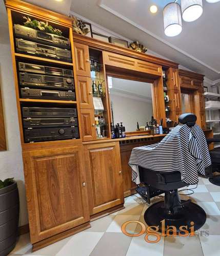 KOMPLETNO OPREMLJEN BARBERSHOP