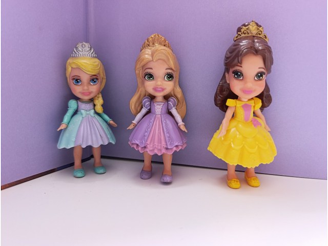 DISNEY PRINCESS LUTKA MINI PRINCEZA