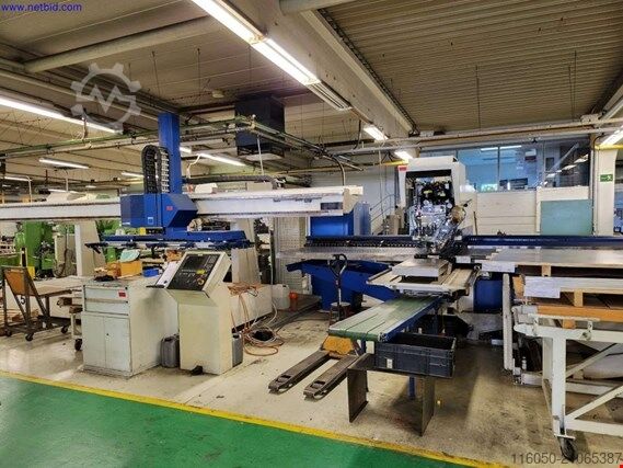 Automatska mašina za probijanje
TRUMPF TC 5000 R-1300