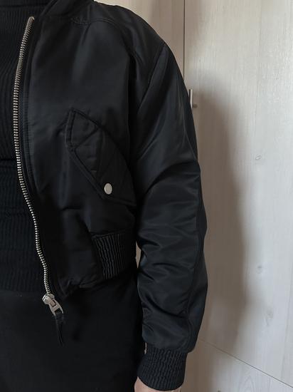 Zara bomber jakna