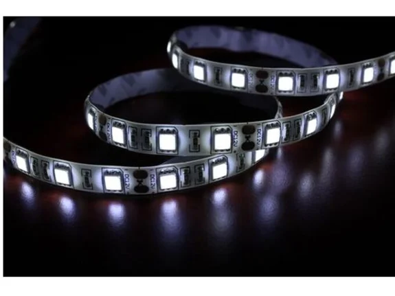 Commel LED Traka 5050 SMD samolepljiva 3m