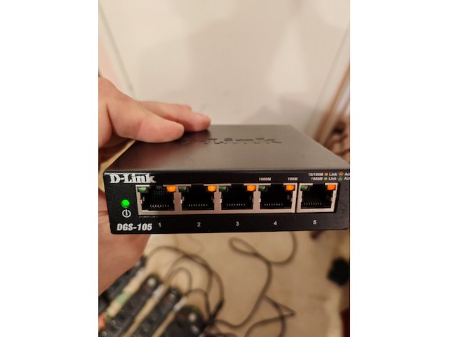D-LINK DGS 105D