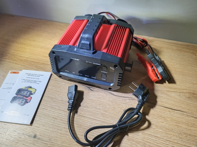 Punjač akumulatora 12v i 24v BOOSTER