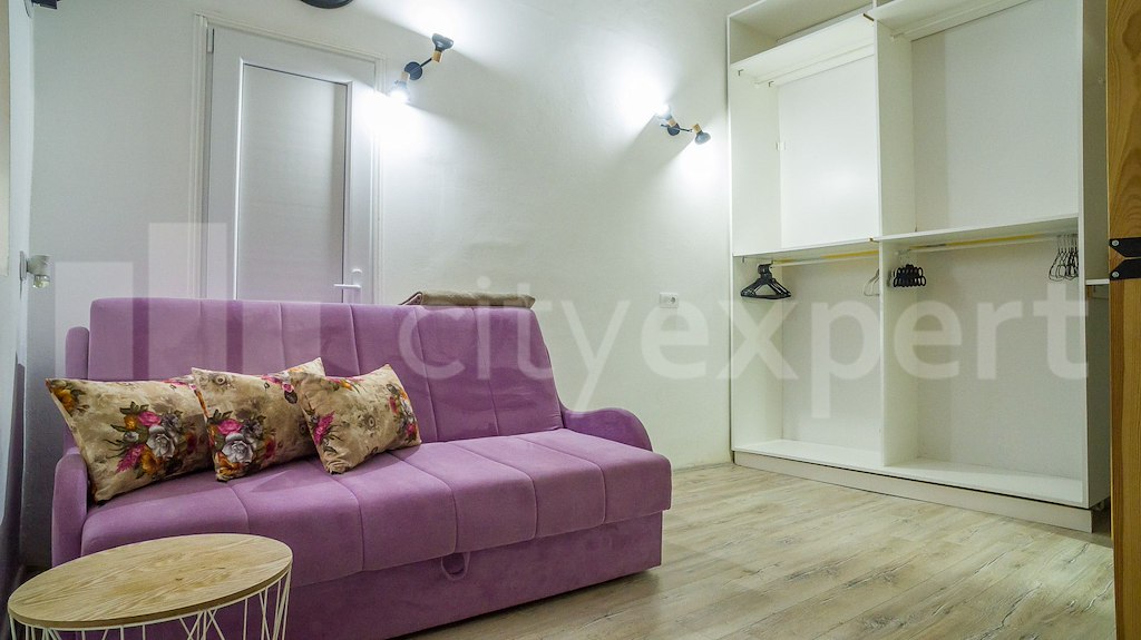 Stan Izdavanje Novi Sad Bez provizije - 25m², Futoška, Novi Sad - 390€