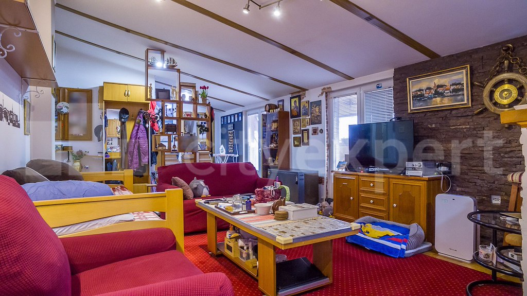 Stan za prodaju BEZ PROVIZIJE - Četvorosoban, 98m², Janka Katića, Palilula - 185000€