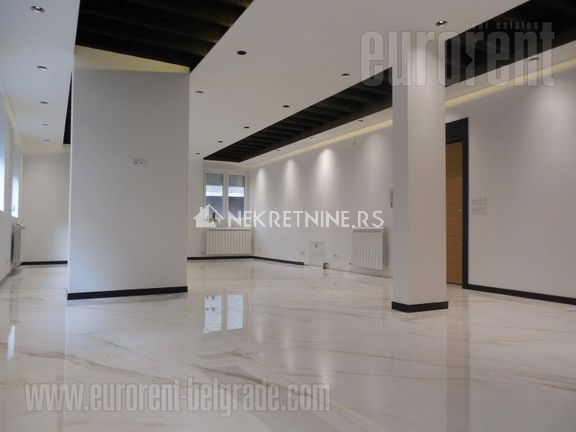 #40926, Izdavanje, P.P., KRUNSKA, 1350 EUR