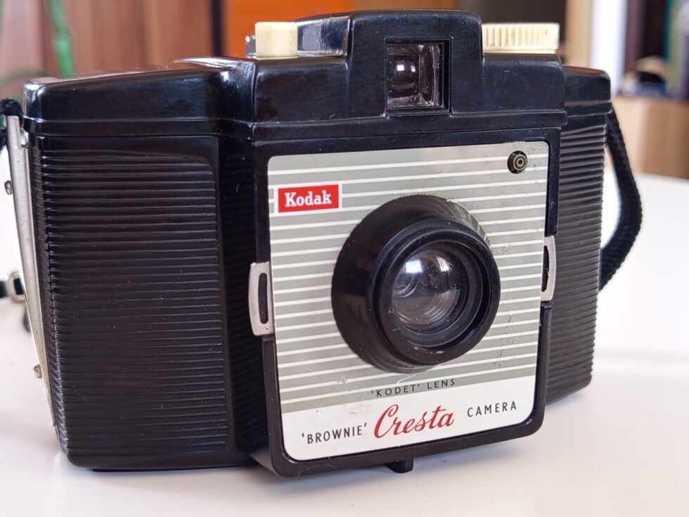 Kodak Brownie Cresta Camera