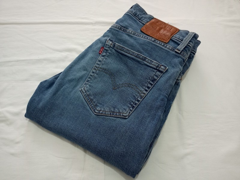 Levis 512 - Slim Tapered Jeans