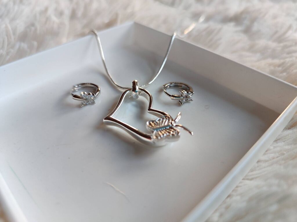 Handmade, Set: Ogrlica, Minđuše, Materijal: Srebro