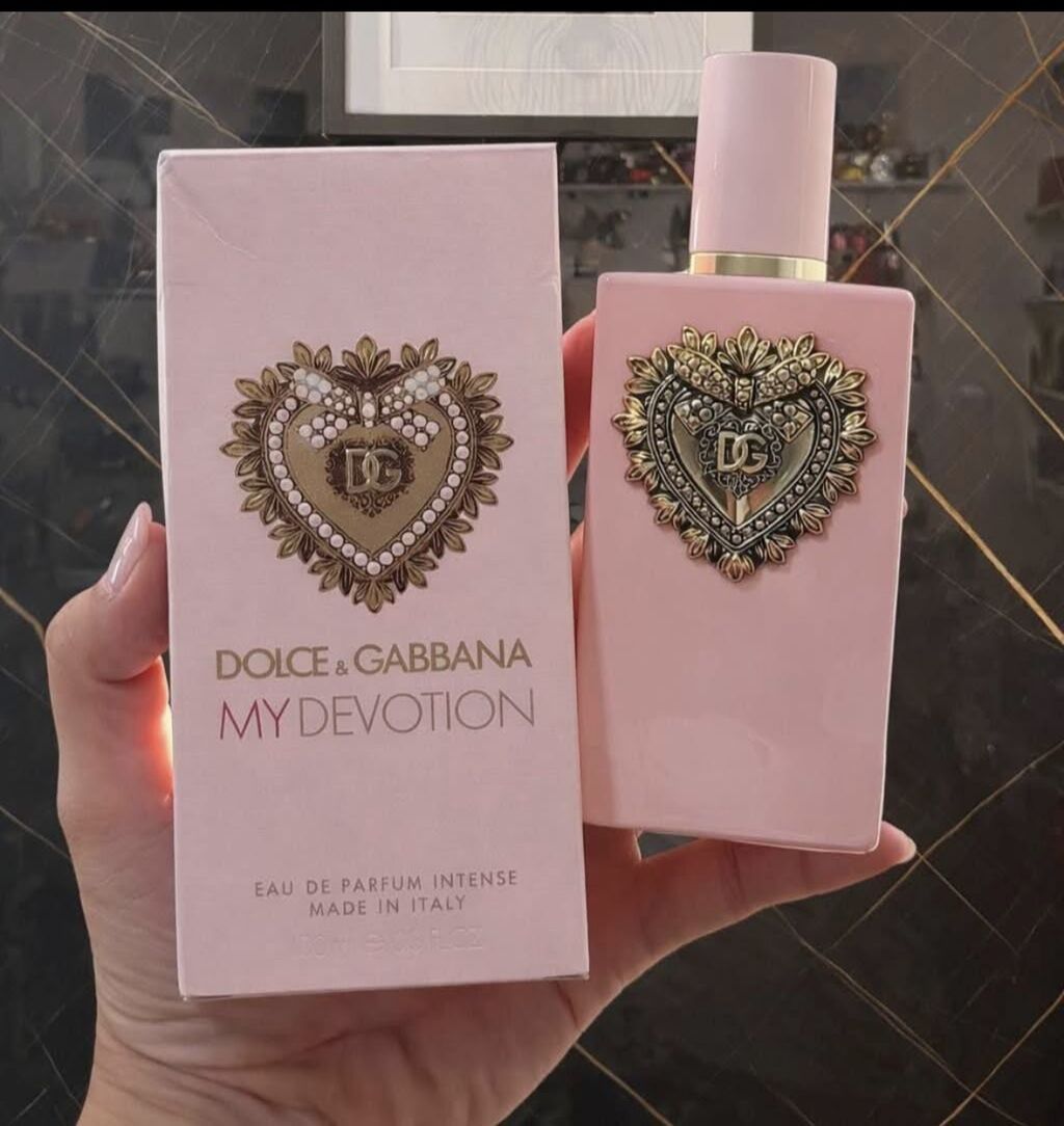 Ovo je Dolce&Gabbana My Devotion Eau de Parfum Intense, ženski