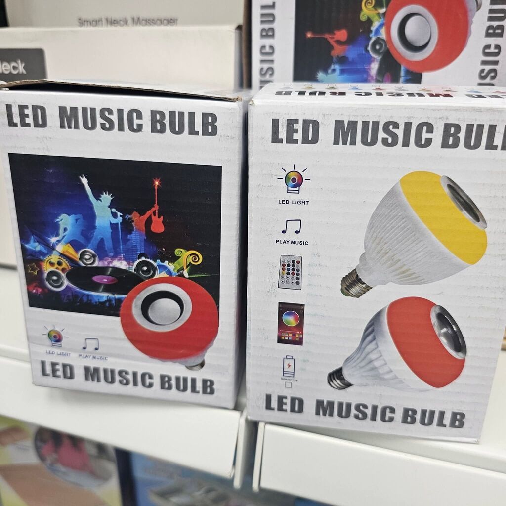 01. RGB Bluetooth Muzicka Sijalica Zvucnik sa daljinskim 7w Boja