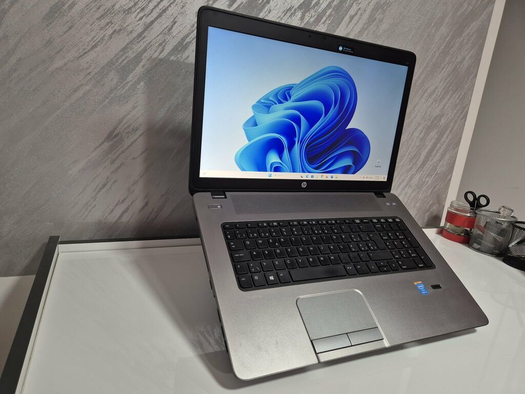 Hp ProBook 470 Ekran: 17.3" led Procesor: intel core i5-4200M