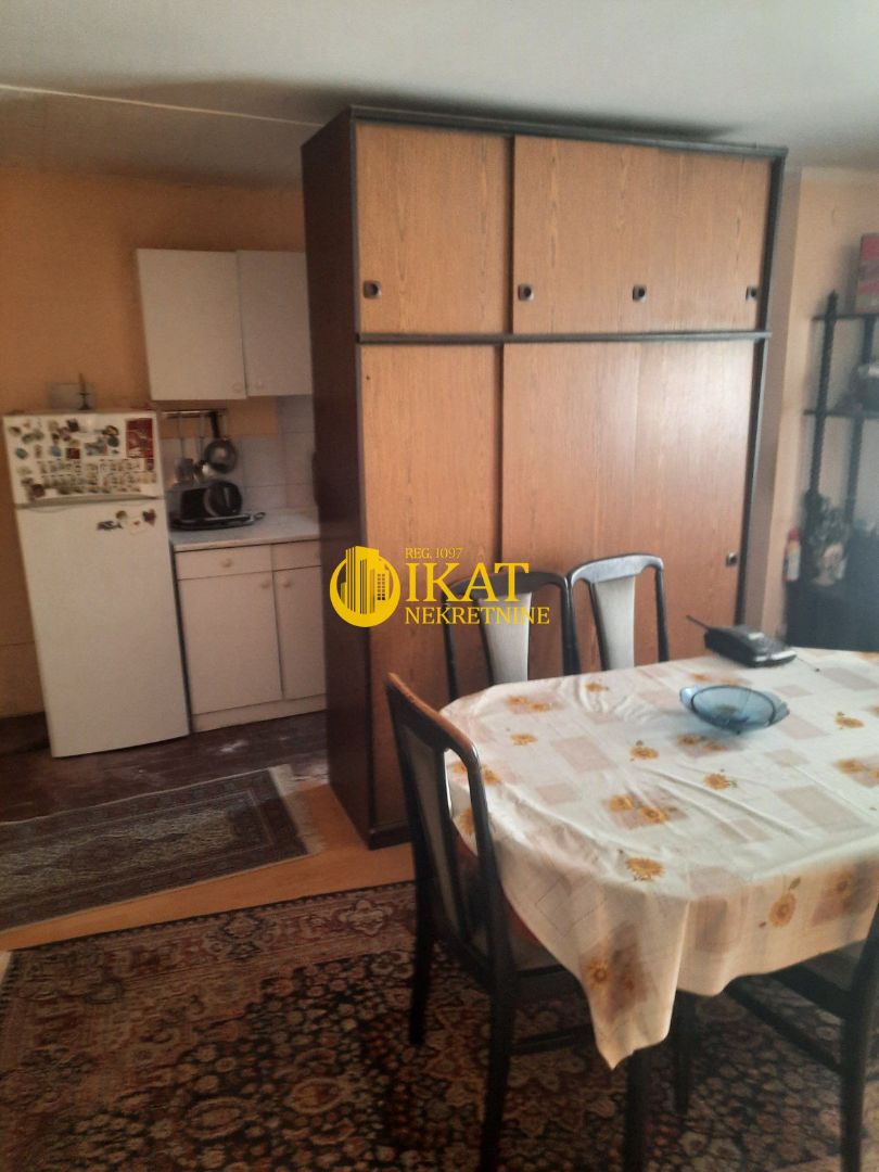 Surduk, vikendica 74m2 sa placem 10,5 ari ID#4861
65.000 €