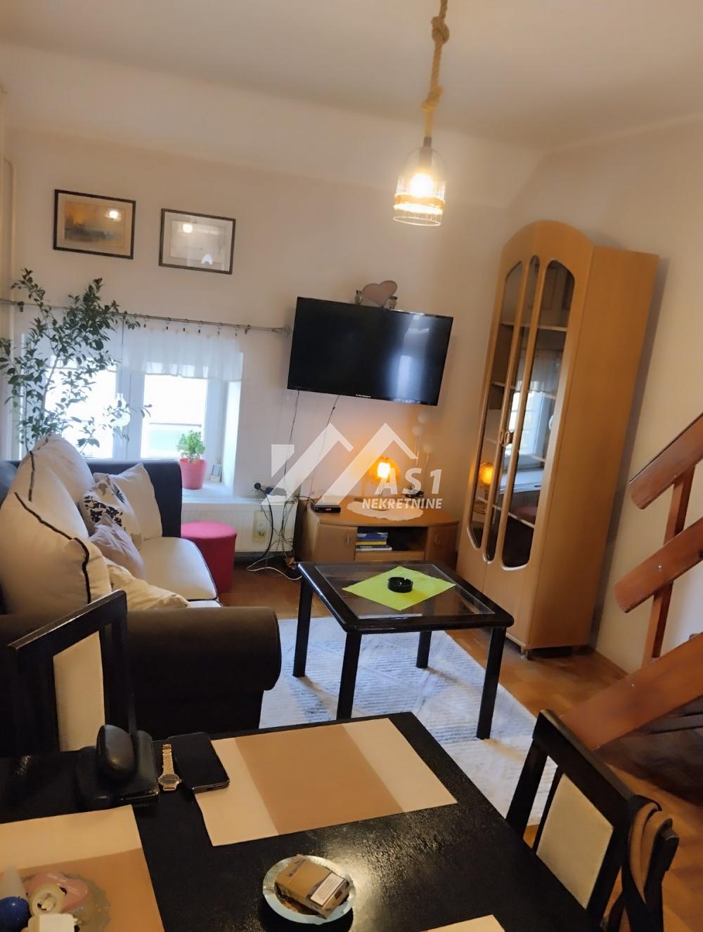 Odličan duplex u Jovana Subotića ID#5338
300 €