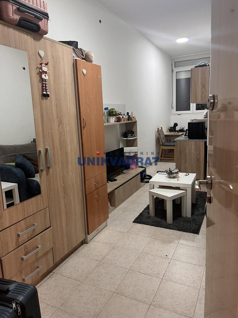Beograd, Zdravka Čelara, 22 kv, namešteno ID#2169
330 €